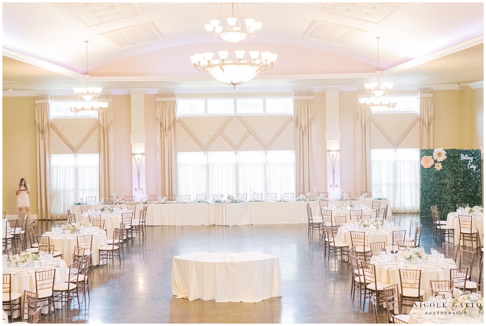 Avanti Mansion Wedding - Brittney & Cory - Buffalo Wedding Photographer